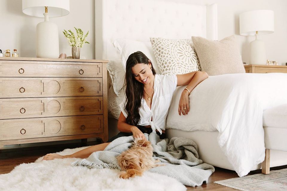 Stay Home and Stay Stylish: 15 Comfy and Chic Outfits for Home