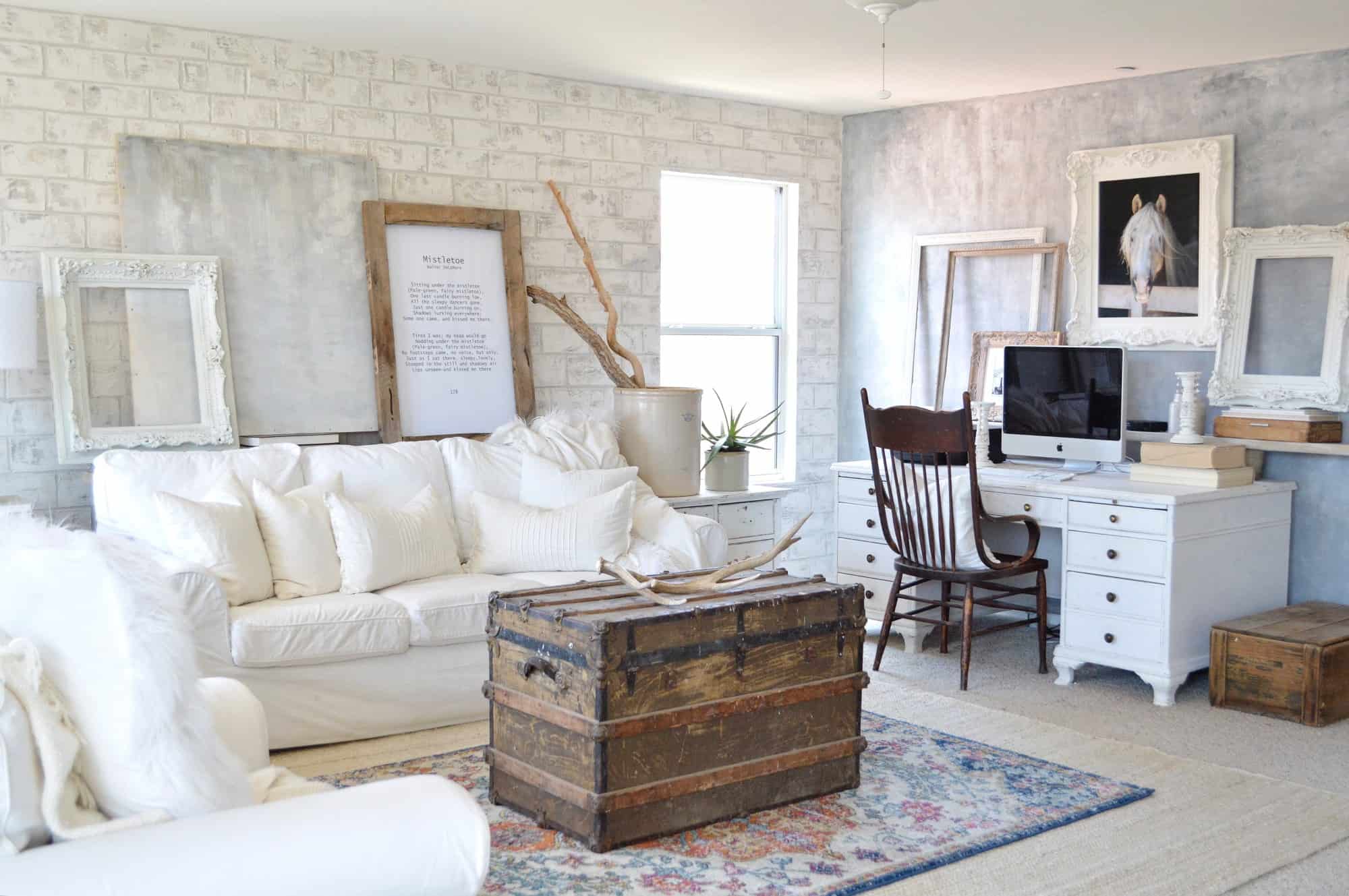 Creative DIY Wall Coverings Ideas