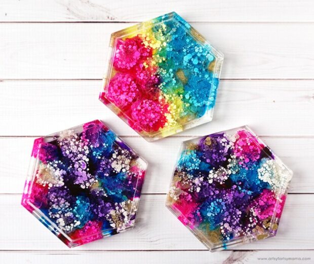 13 Amazing Ways to Use Epoxy Resin in Cool DIY Projects (Part 1) 13 Amazing Ways to Use Epoxy Resin in Cool DIY Projects (Part 1)