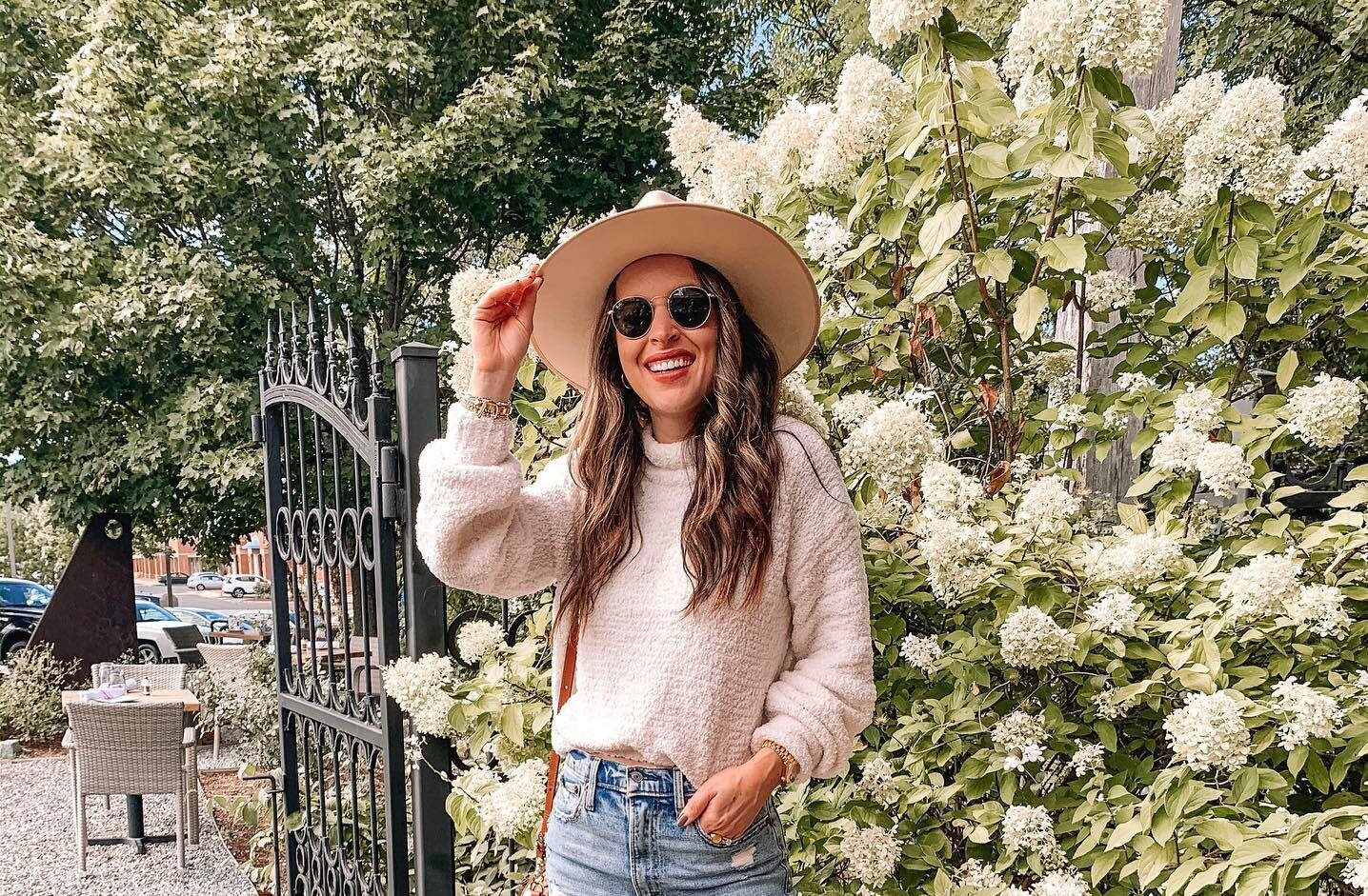 15 Stylish Outfits That Are Perfect For Early Fall