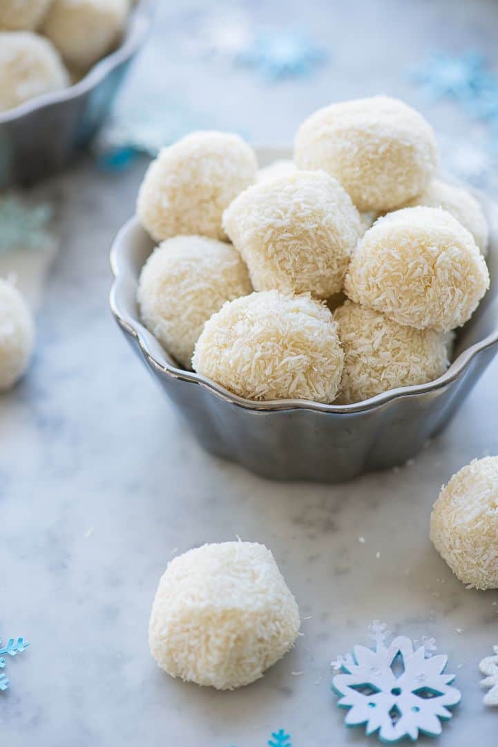 12 Recipes for Snowball Themed Treats