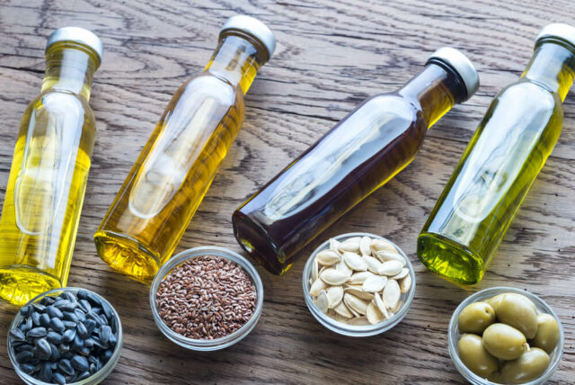 Essential and Vegetable Oils - Discover How They Differ