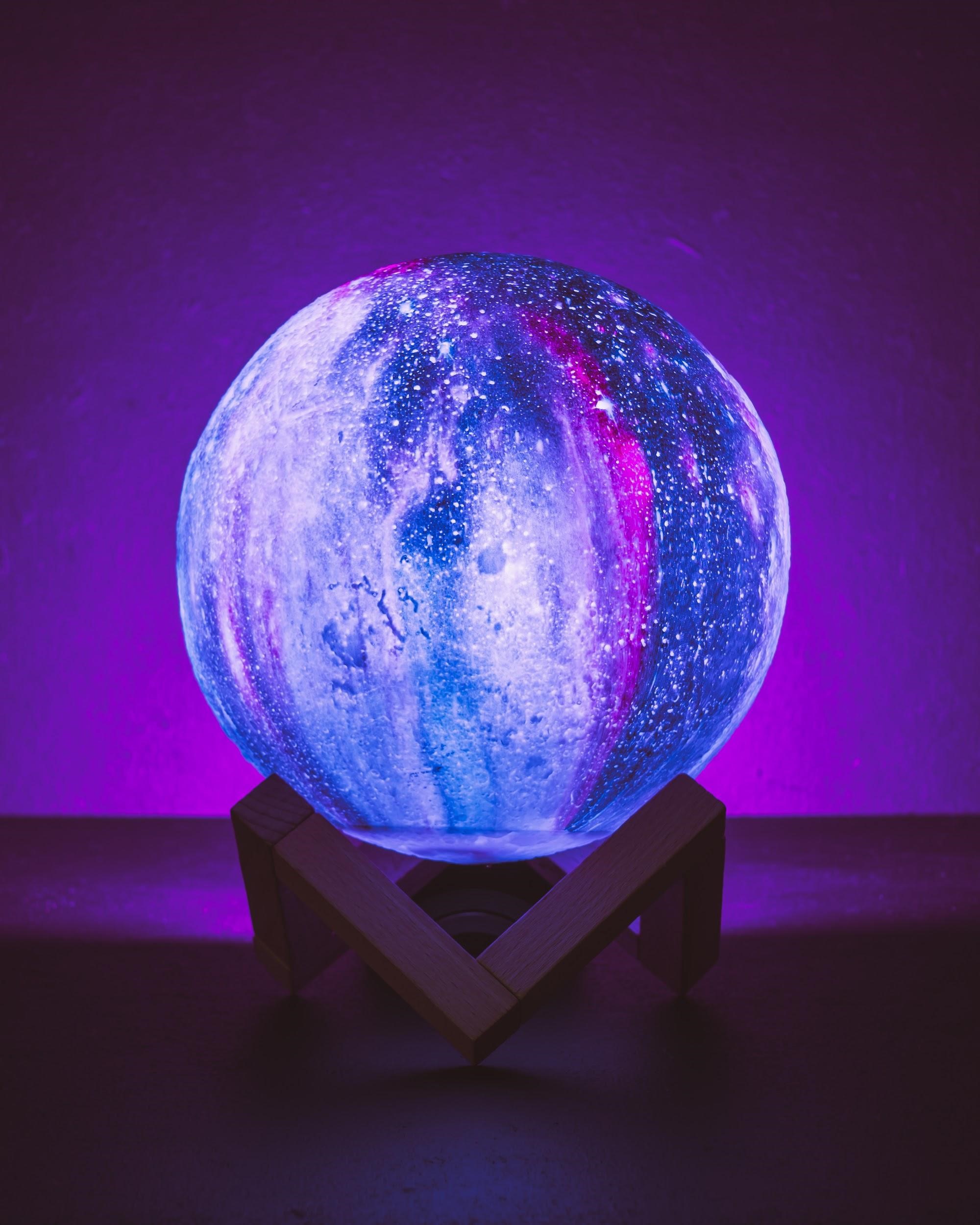 Top 4 Unique Decor Items For a Spectacular Bedroom