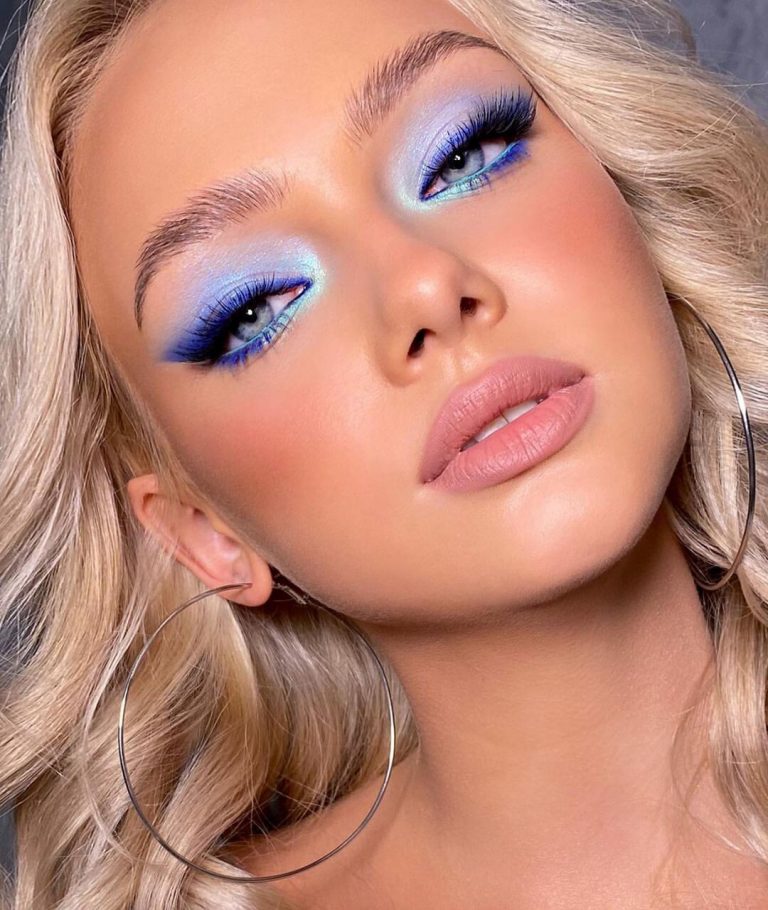 Ways To Use A Blue Eyeliner To Enhance Your Eyes To The Fullest
