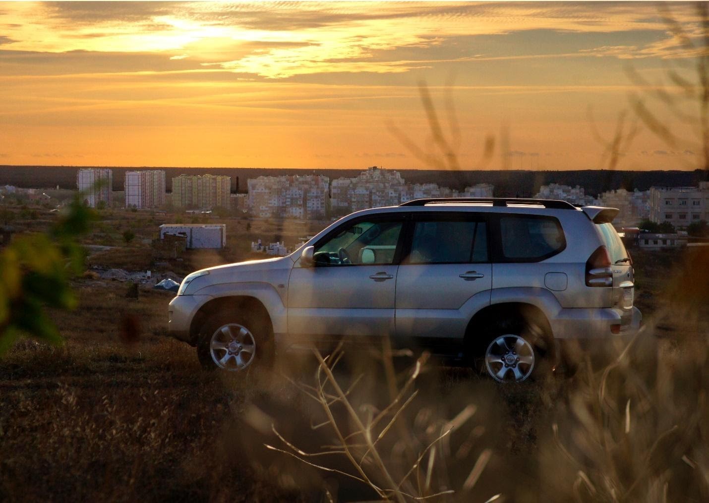 Toyota Prado Australia’s Favourite SUV – Pros and Cons