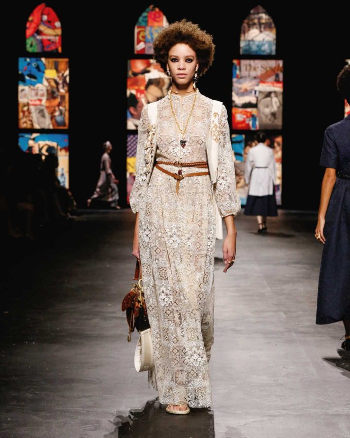 How To Combine Lace Garments At Any Age