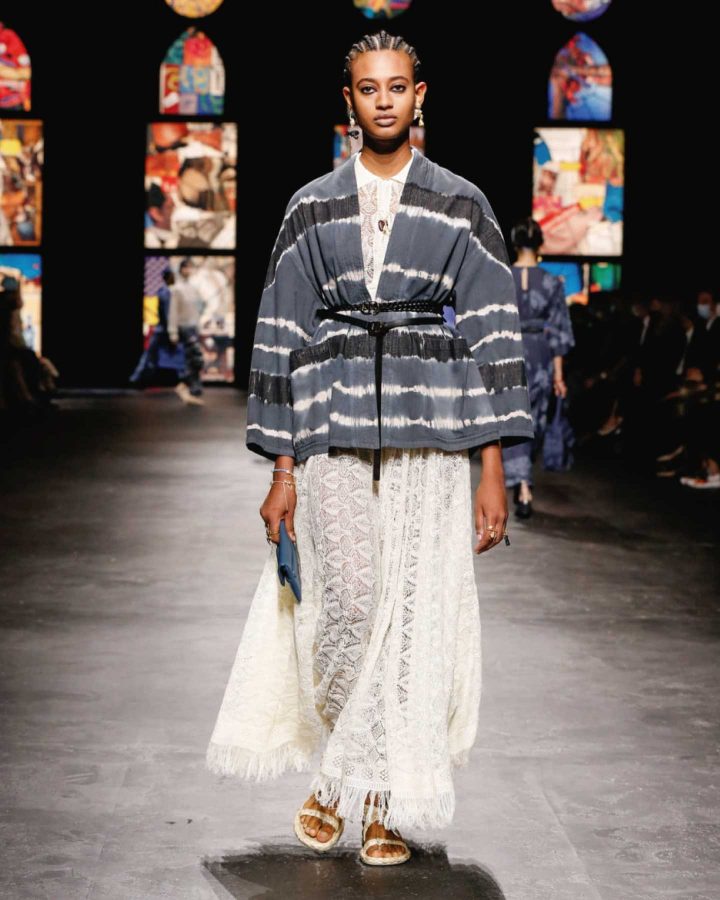 How To Combine Lace Garments At Any Age