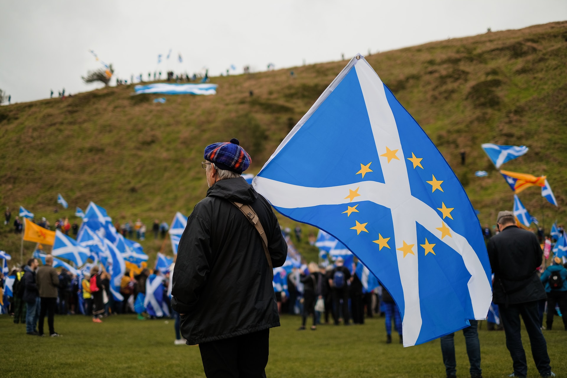The History of the Flags of Scotland